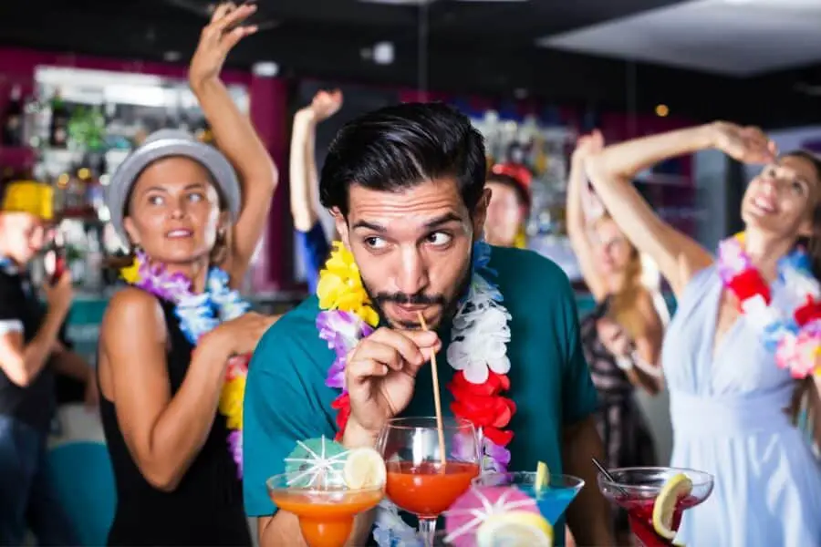 Sip, Sway, Repeat: 444 Wedding Cocktail Hour Songs You Can't Resist ...